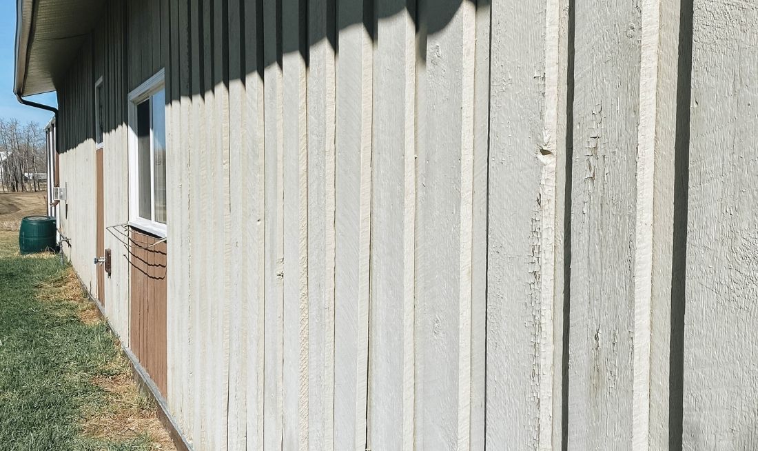 How to Sand Wood Siding - Wagner SprayTech