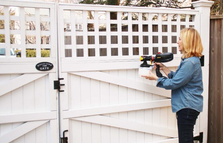 How to Paint a Wood Fence Fast & Efficiently with a Sprayer